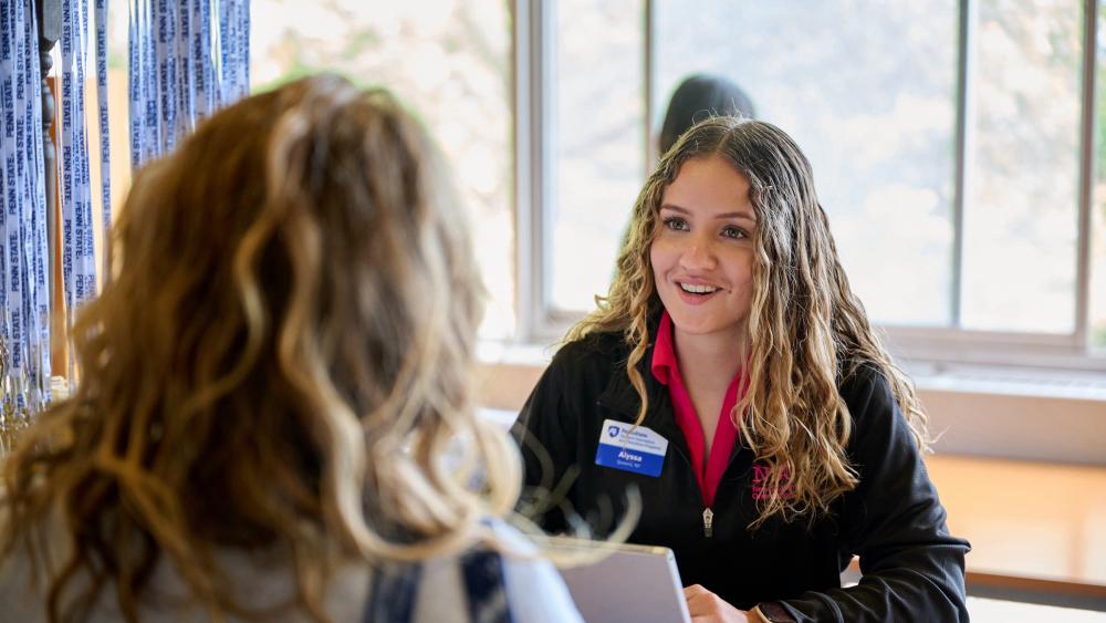Apply to be an orientation leader for summer 2023 | Penn State University